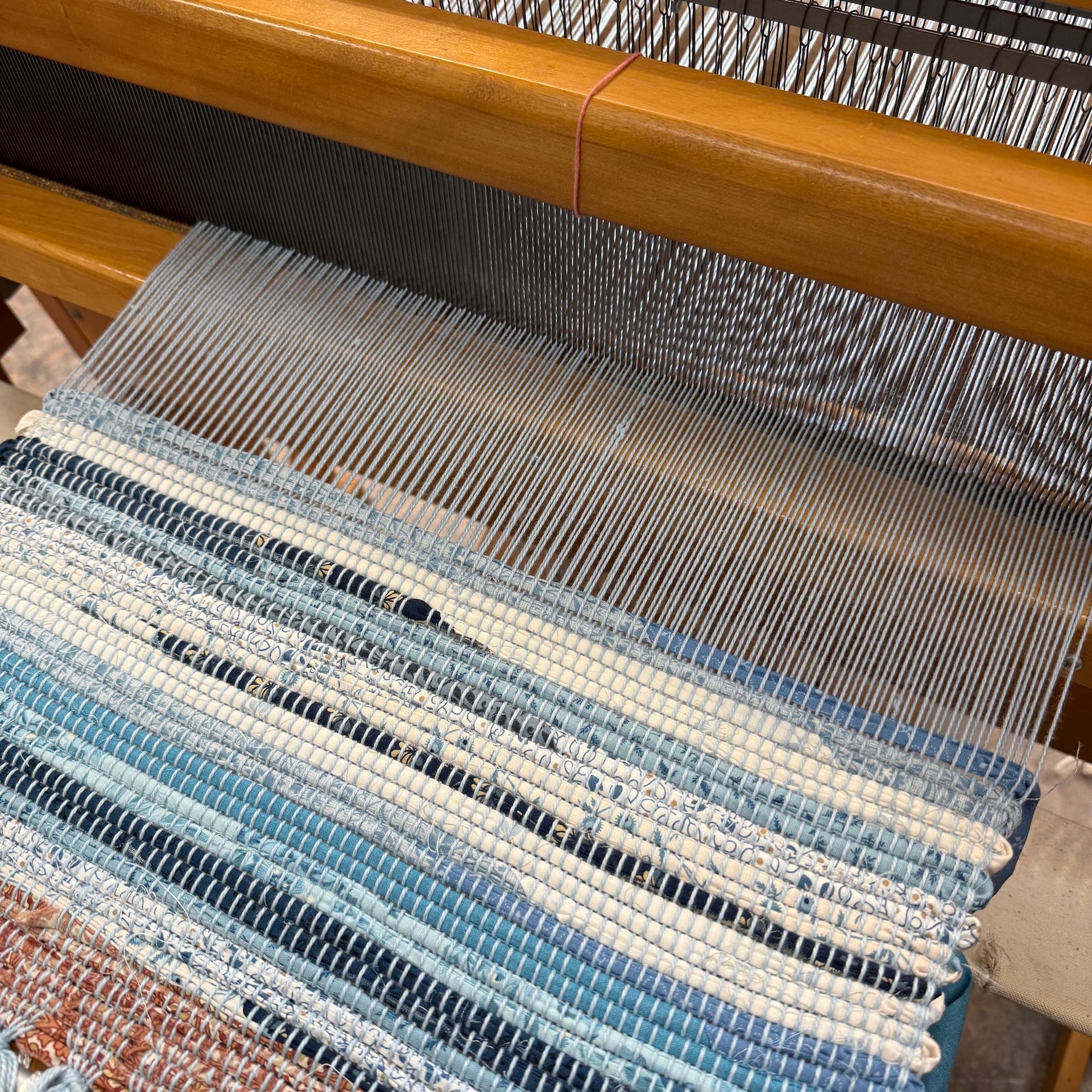8-week Basic Loom Weaving with Rags! | March 25 - May 13, 2026 – Fiber ...